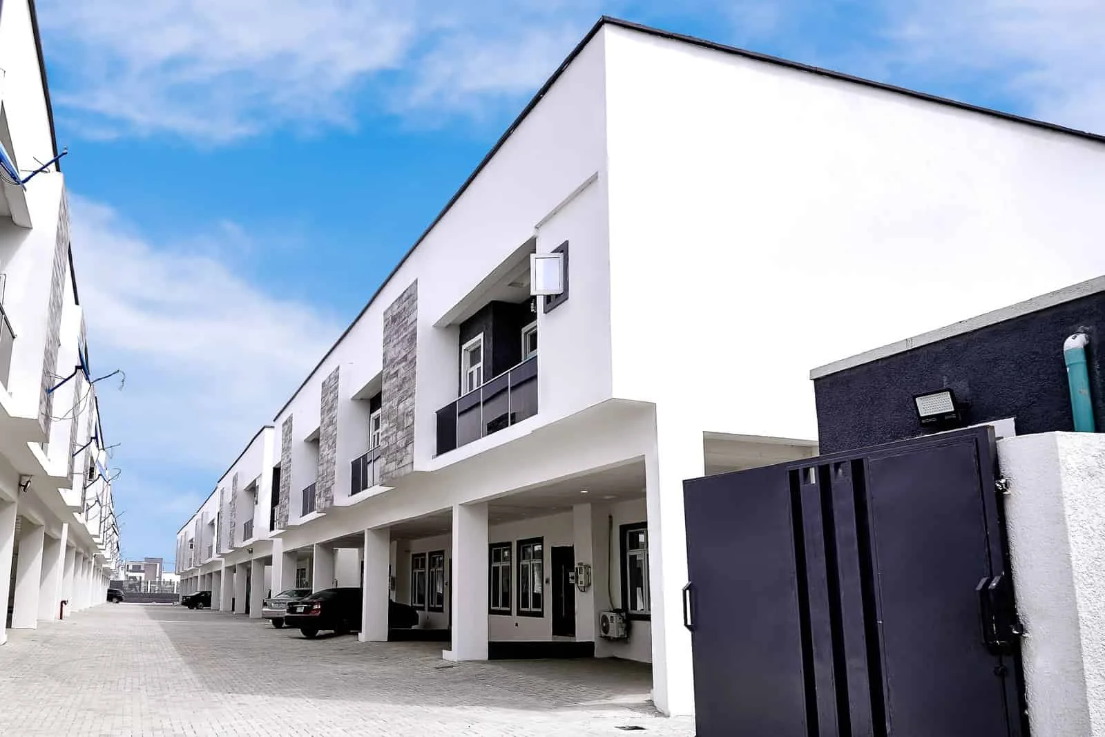 Ivantage Property Listing